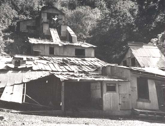 Blue Light Mine – Explore Real California Gold Mines!
